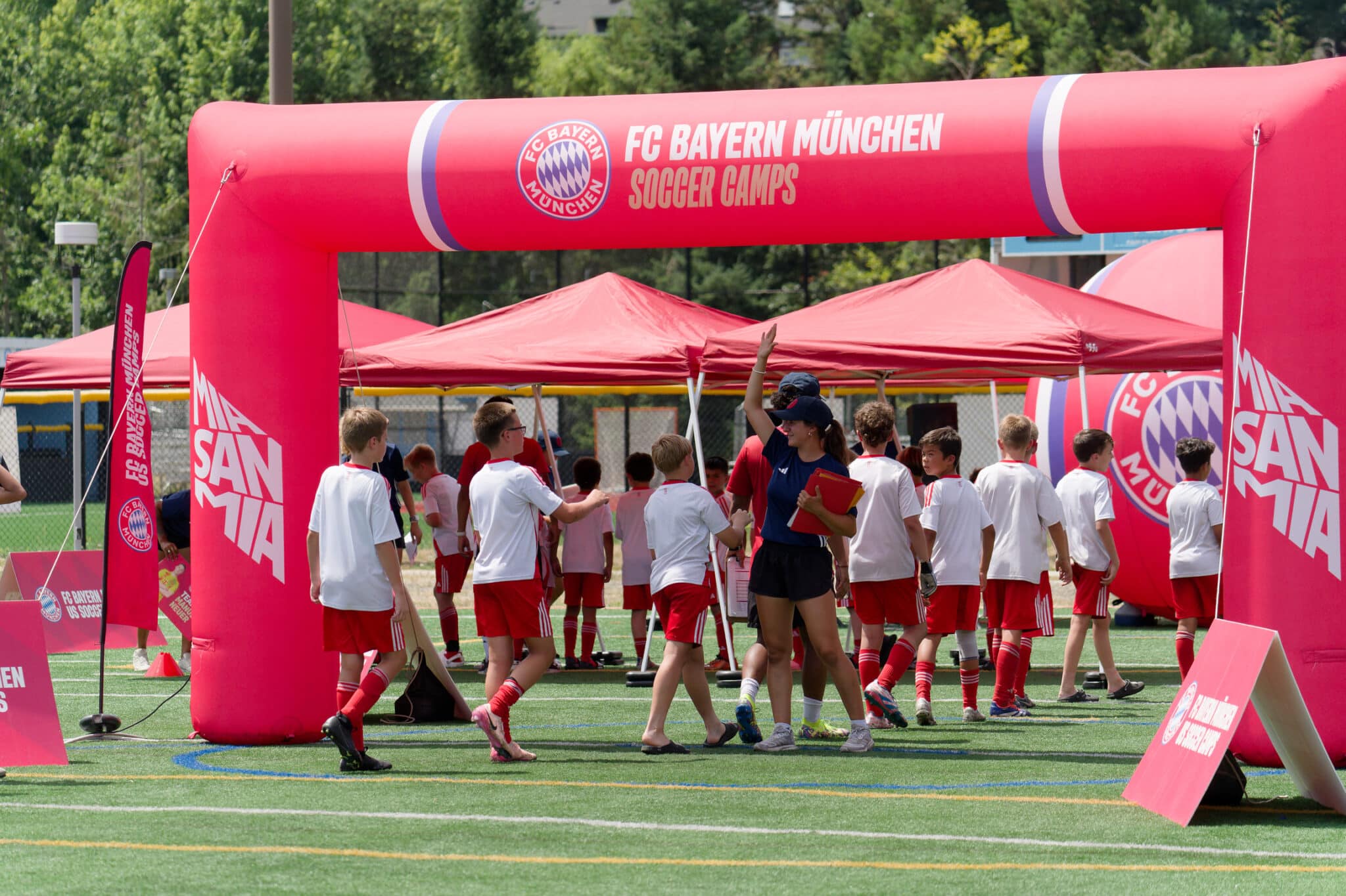 European soccer trip: planning, stadiums & travel tips - FC Bayern Academy